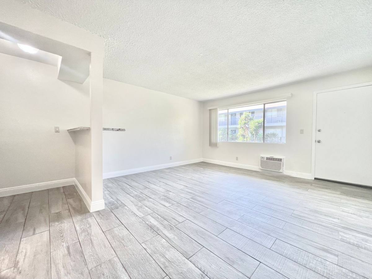 3360 W Lincoln Ave, Anaheim, CA 92801 - Apartment For Rent | RentalSource