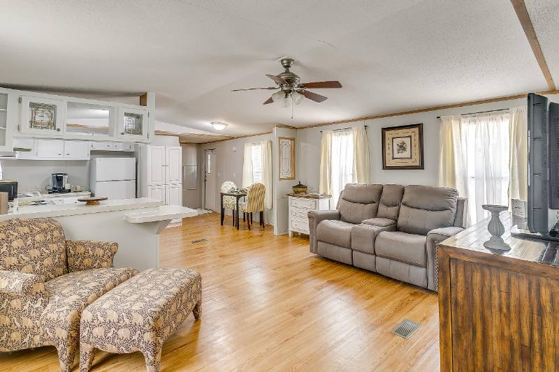 2528 Timber Rd #C, Burleson, TX 76028 - $1,500 | RentalSource