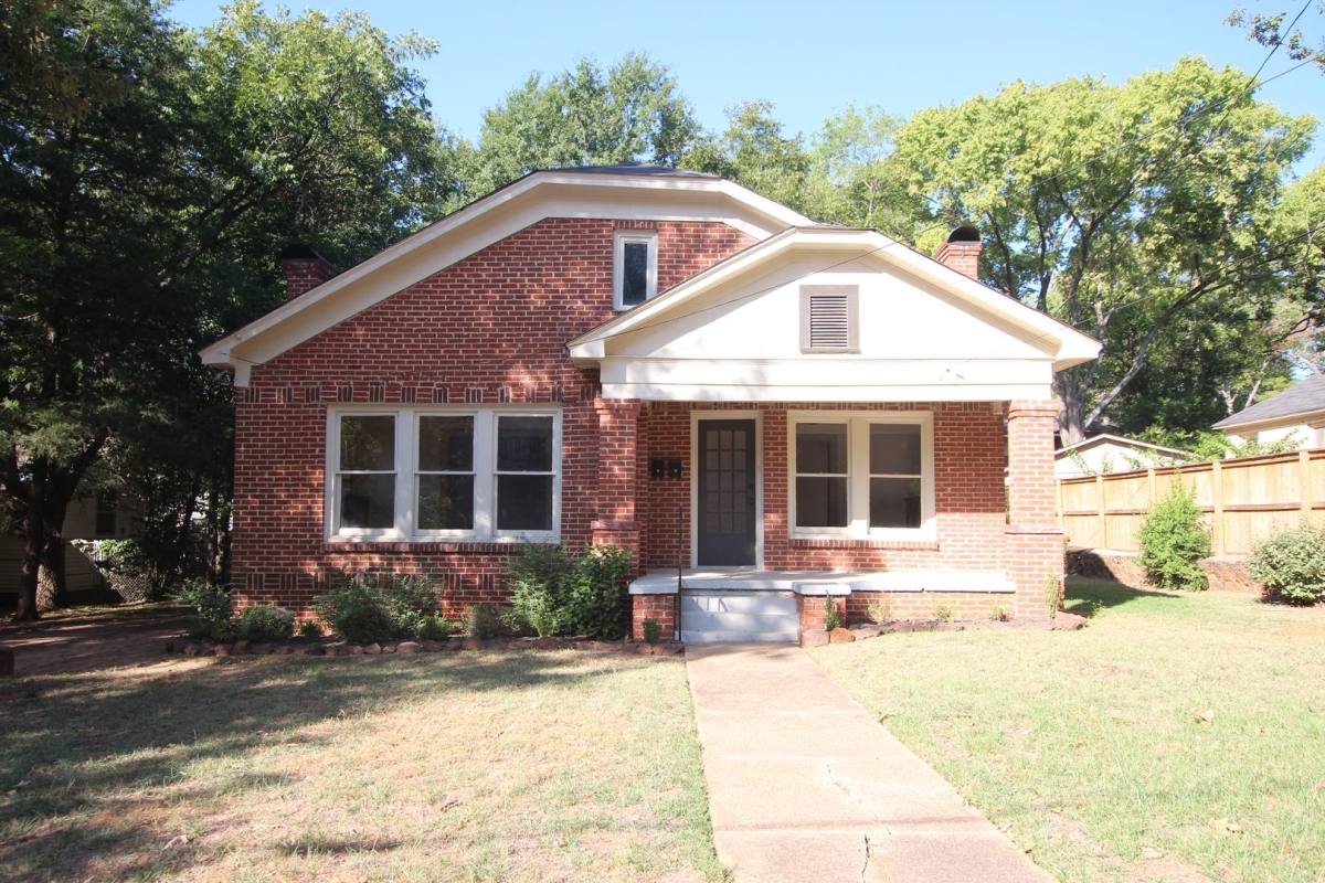 815 S Chilton Ave, Tyler, TX 75701 - $1,195 | RentalSource