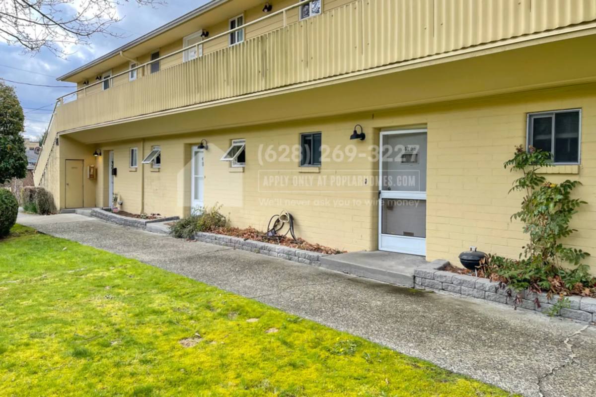 4709 40th Ave NE, Seattle, WA 98105 - Condo For Rent | RentalSource